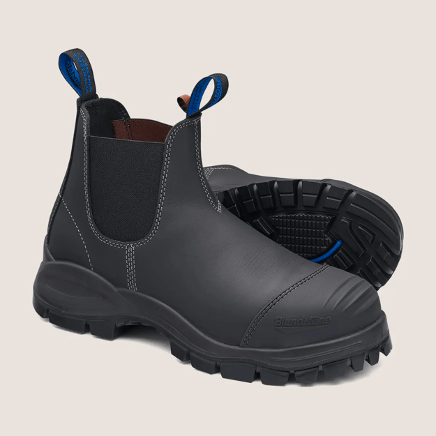 Best Boots For Plumbers | Tradify™