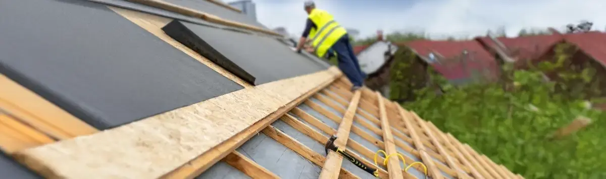 What is Roof Sarking? | Tradify™